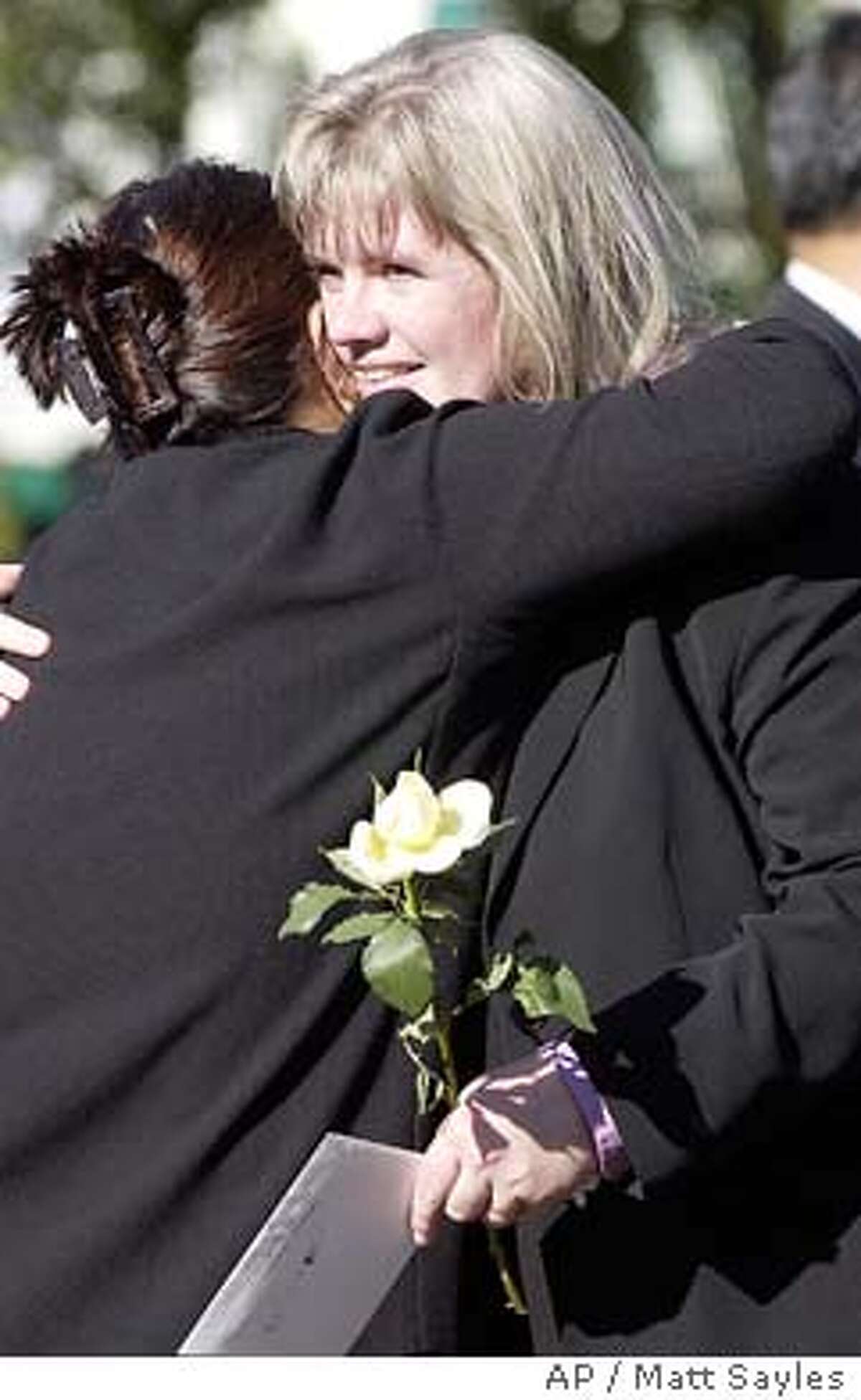 Firefighter hailed from near and far / 1,500 cohorts attend Steve ...