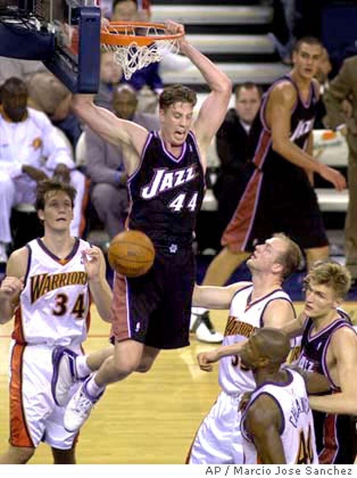 Warriors silence Jazz / G.S. builds 23-point cushion at halftime, holds ...