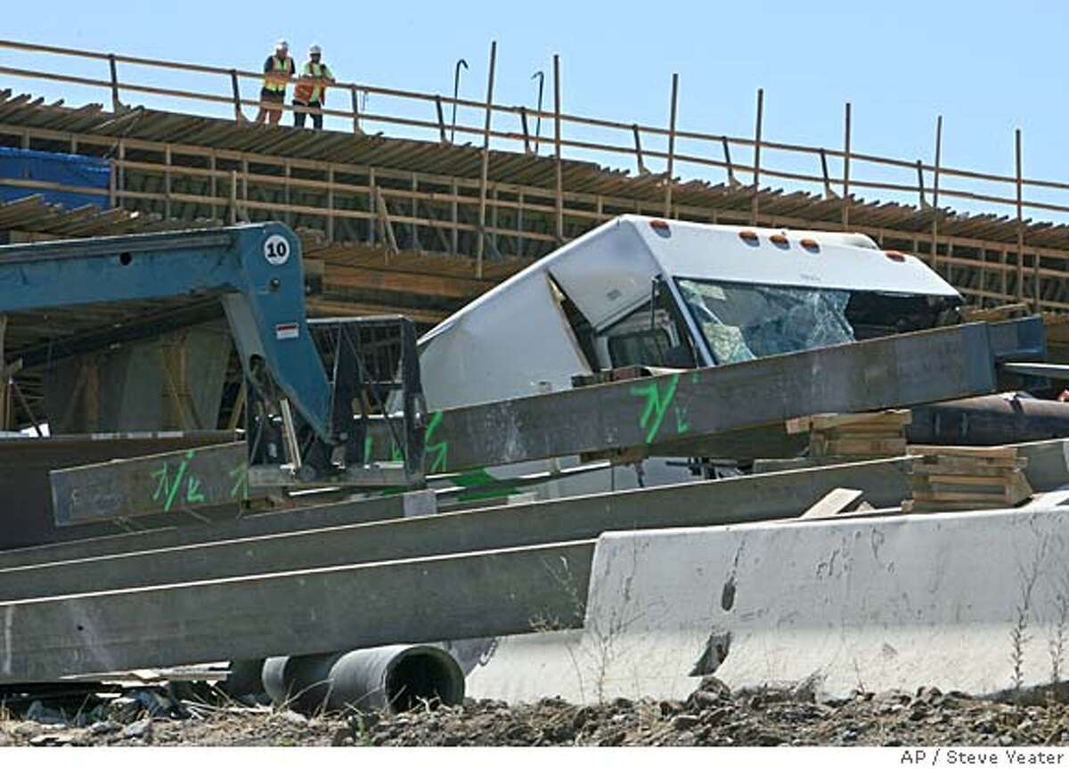 FedEx driver, construction worker injured in Oroville scaffolding collapse