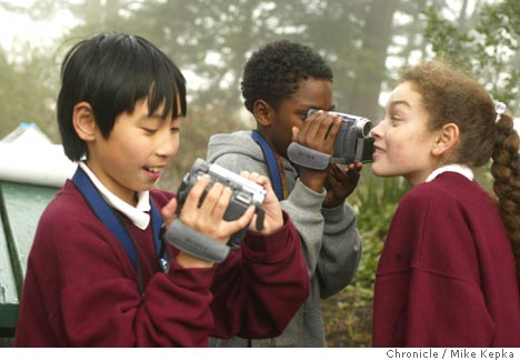 A neighborly project / Young filmmakers document the history of Ocean ...