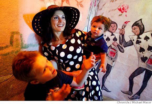 ON THE TOWN / With Alexa Weber Morales / Singing the praises of a few ...