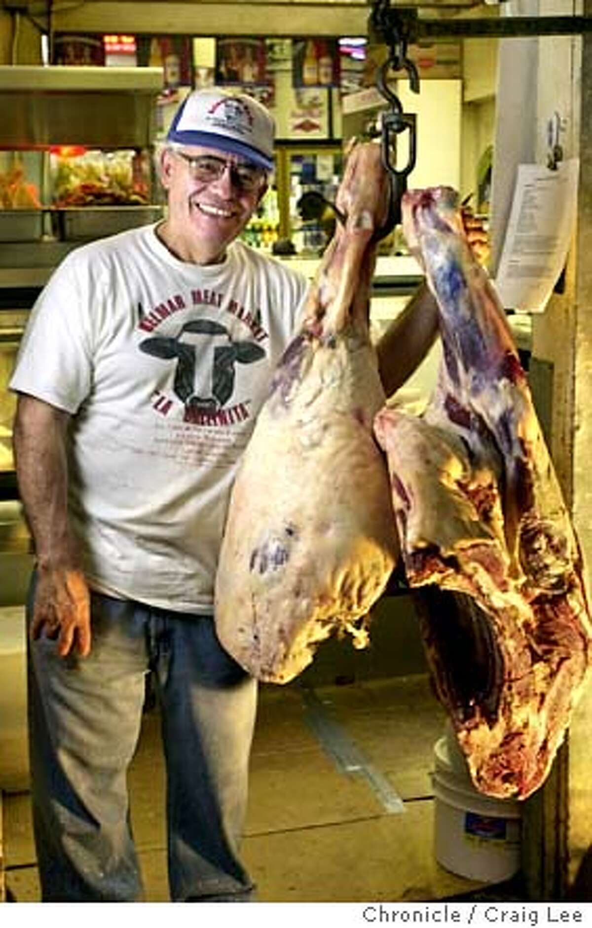 Life at the carniceria / Cooks crowd Latino butcher shops for pig's ...