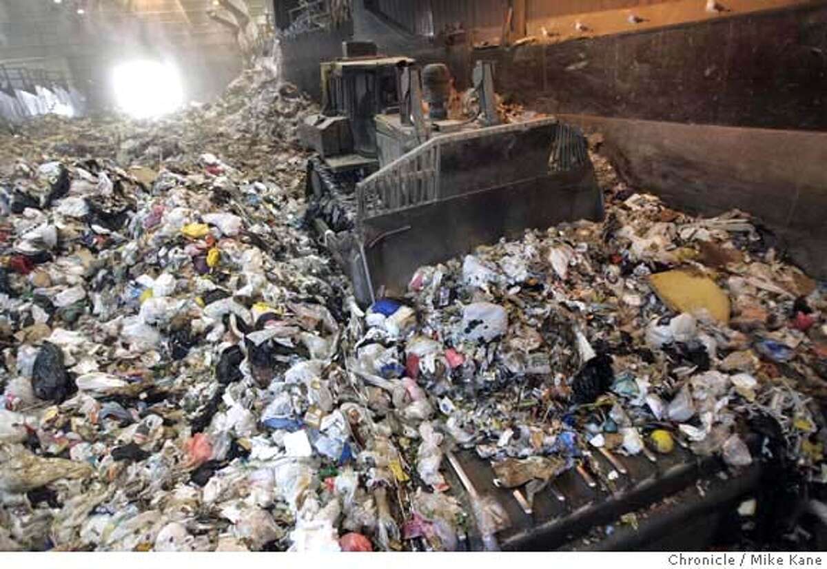 Talking trash disposal / We are running out of room for rubbish in ...