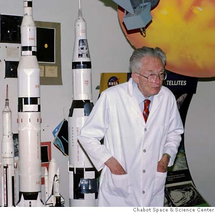 Kingsley Wightman -- loved science, Chabot observatory