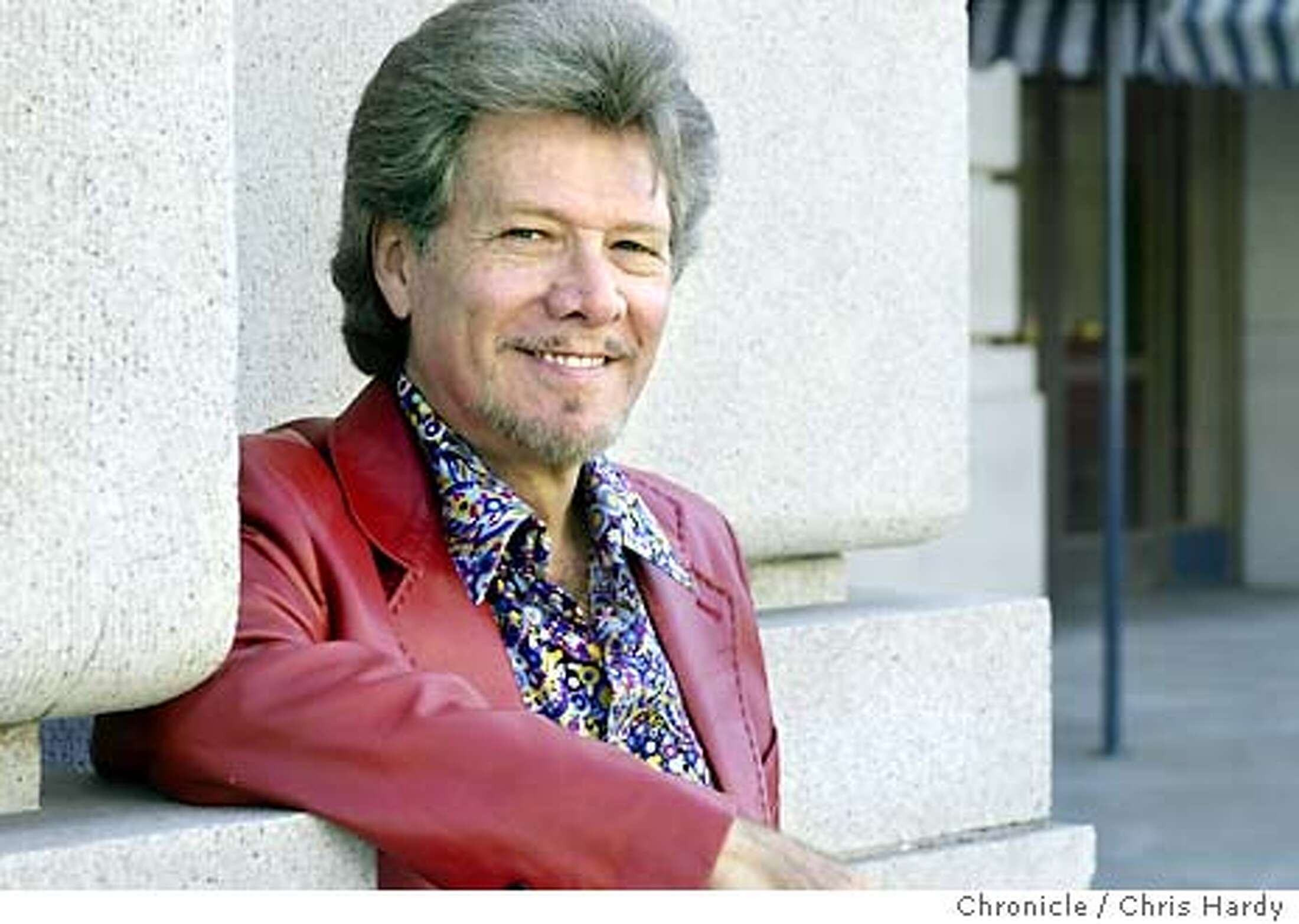 Cheery bass Samuel Ramey brings right pitch to dark roles