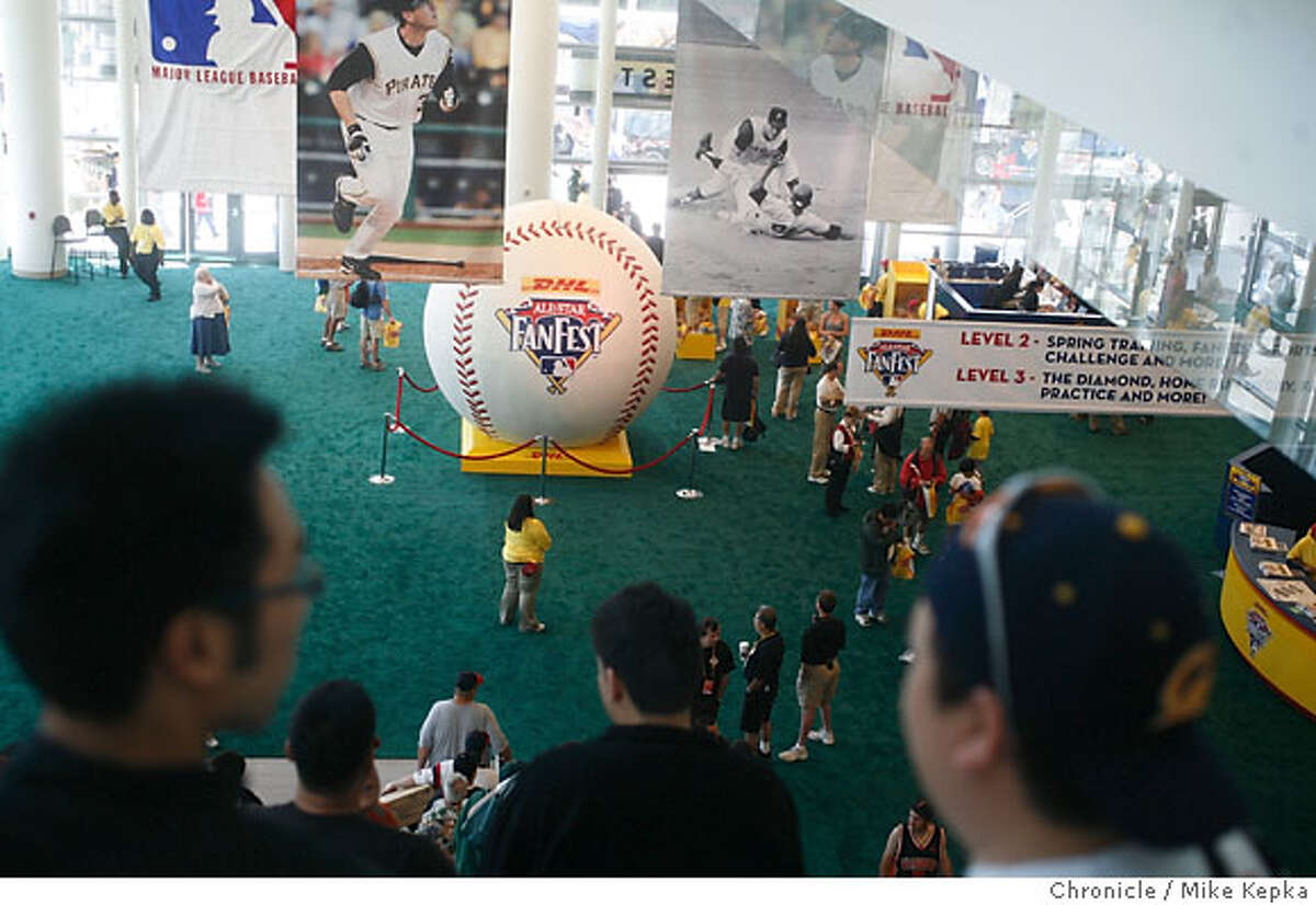 SAN FRANCISCO / FanFest a major-league hit / Fun events for All-Star ...
