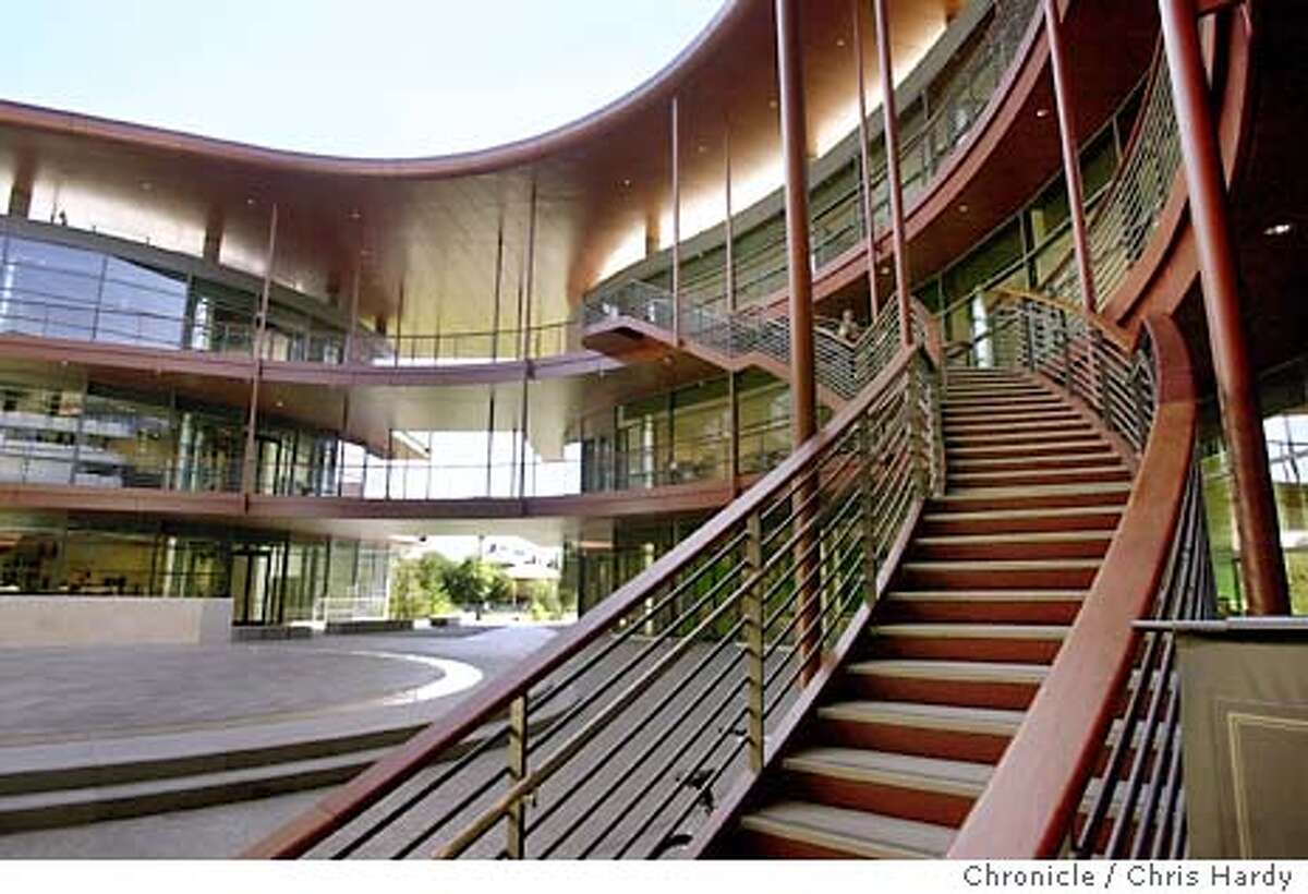 Simply the best / Stanford's Clark Center expertly blends traditional ...