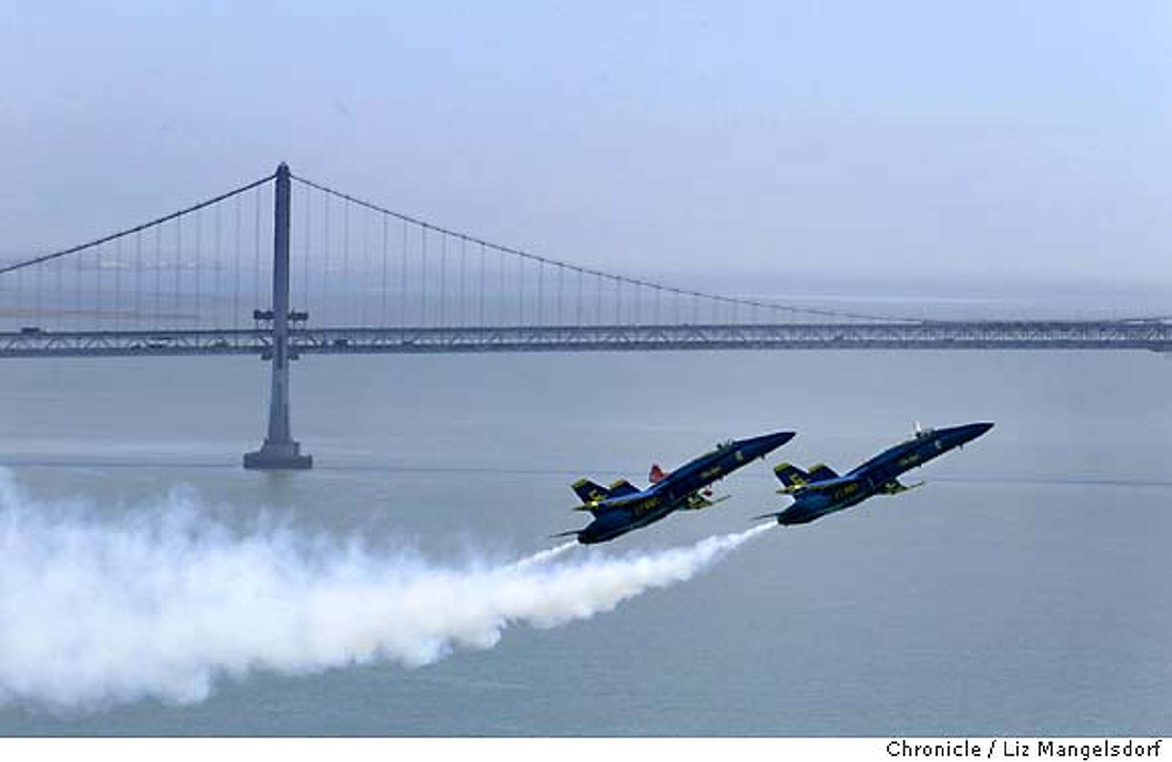 Pilots get in a nice 'workout' / Blue Angels' moves nothing to sneeze at