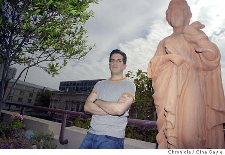 Jonathan Lethem finds urban utopias lost in new novel