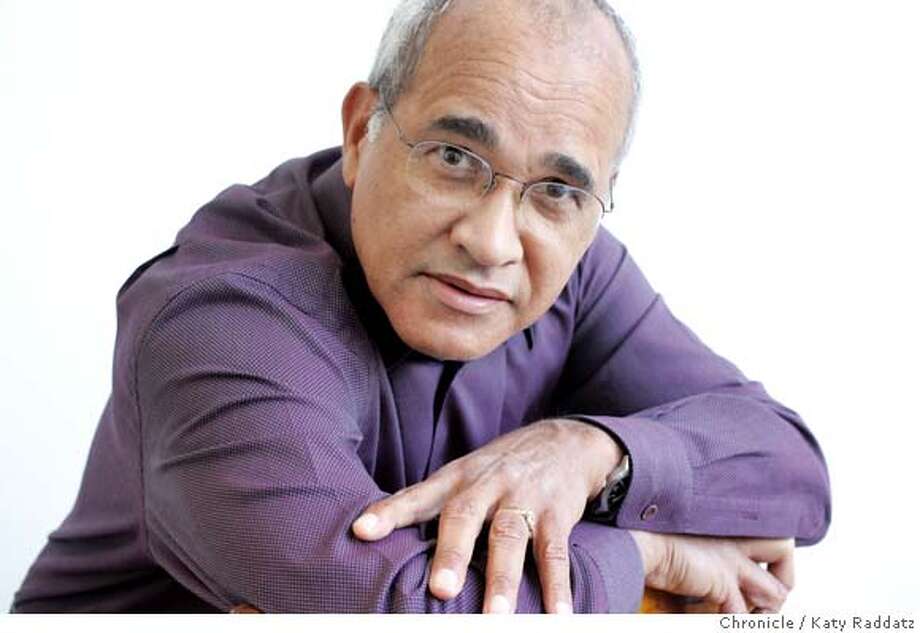 ISOLATED MAN / Arnold Rampersad's biography examines how foibles and ...