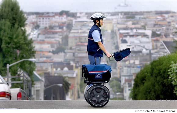Safety first / Segway offers software upgrade after several riders fall