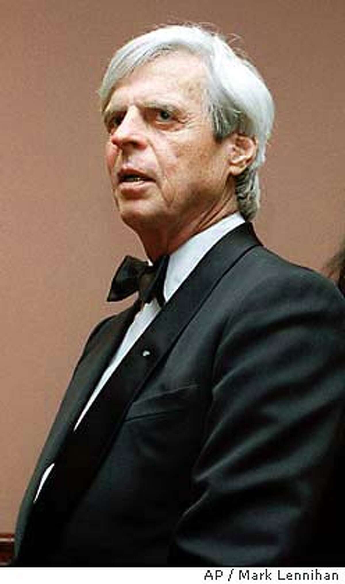 George Plimpton, literary journalist, editor dies at 76 / 'Paper Lion ...