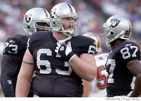 Raiders return Robbins to lineup / Pro Bowler regains job as starting ...