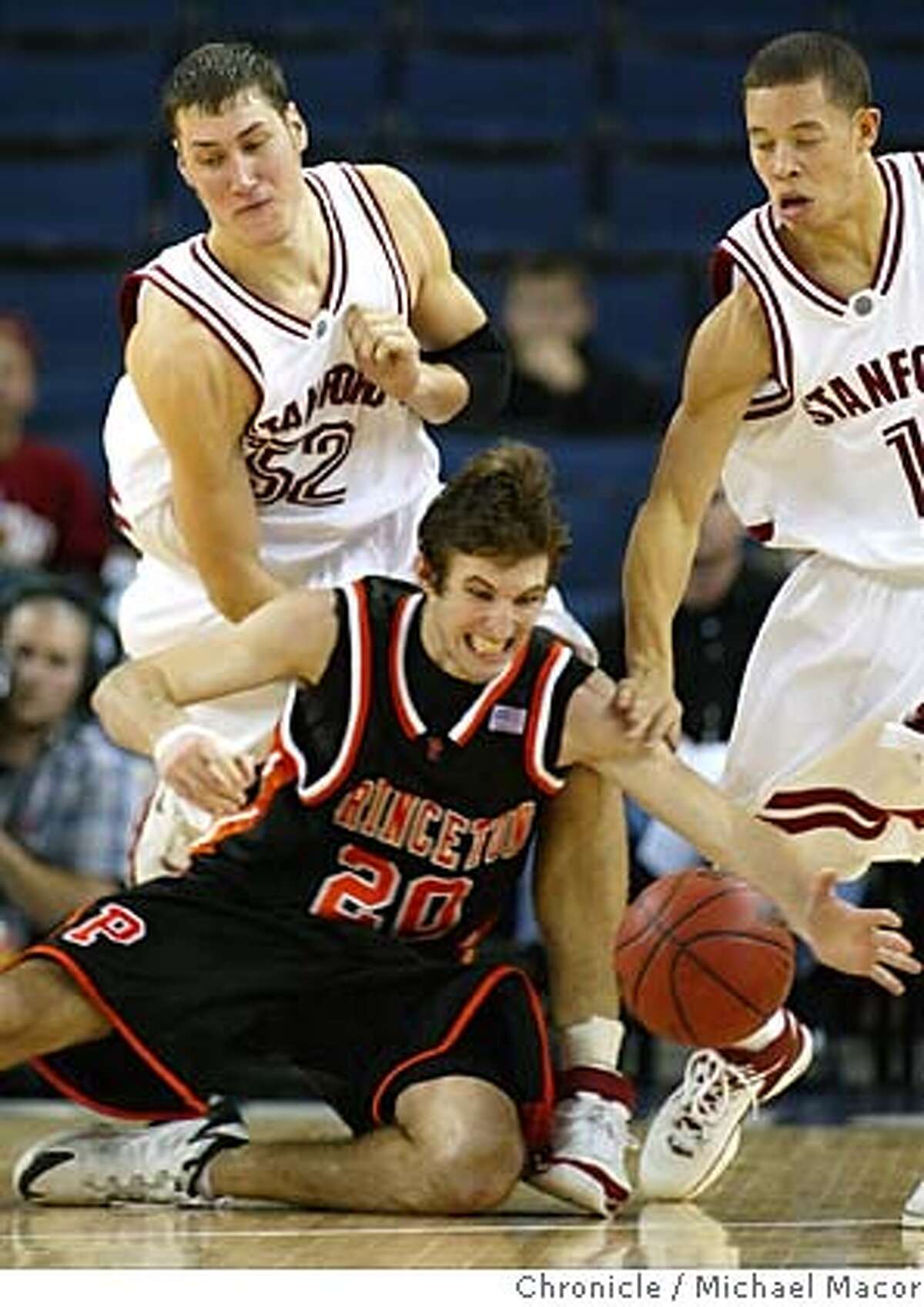 Stanford picks up pace in time for Pac-10 tip-off