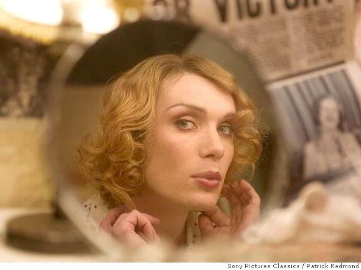 Her name is Kitten and she's fond of fake fur -- Cillian Murphy makes ...