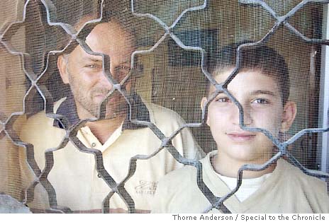 Iraqi criminal gangs prey on families / Businessman's son escapes ...