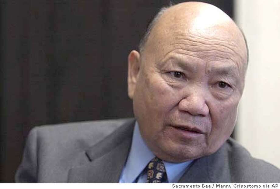 How ex-guerrilla general became leader of Hmong in California / Vang ...