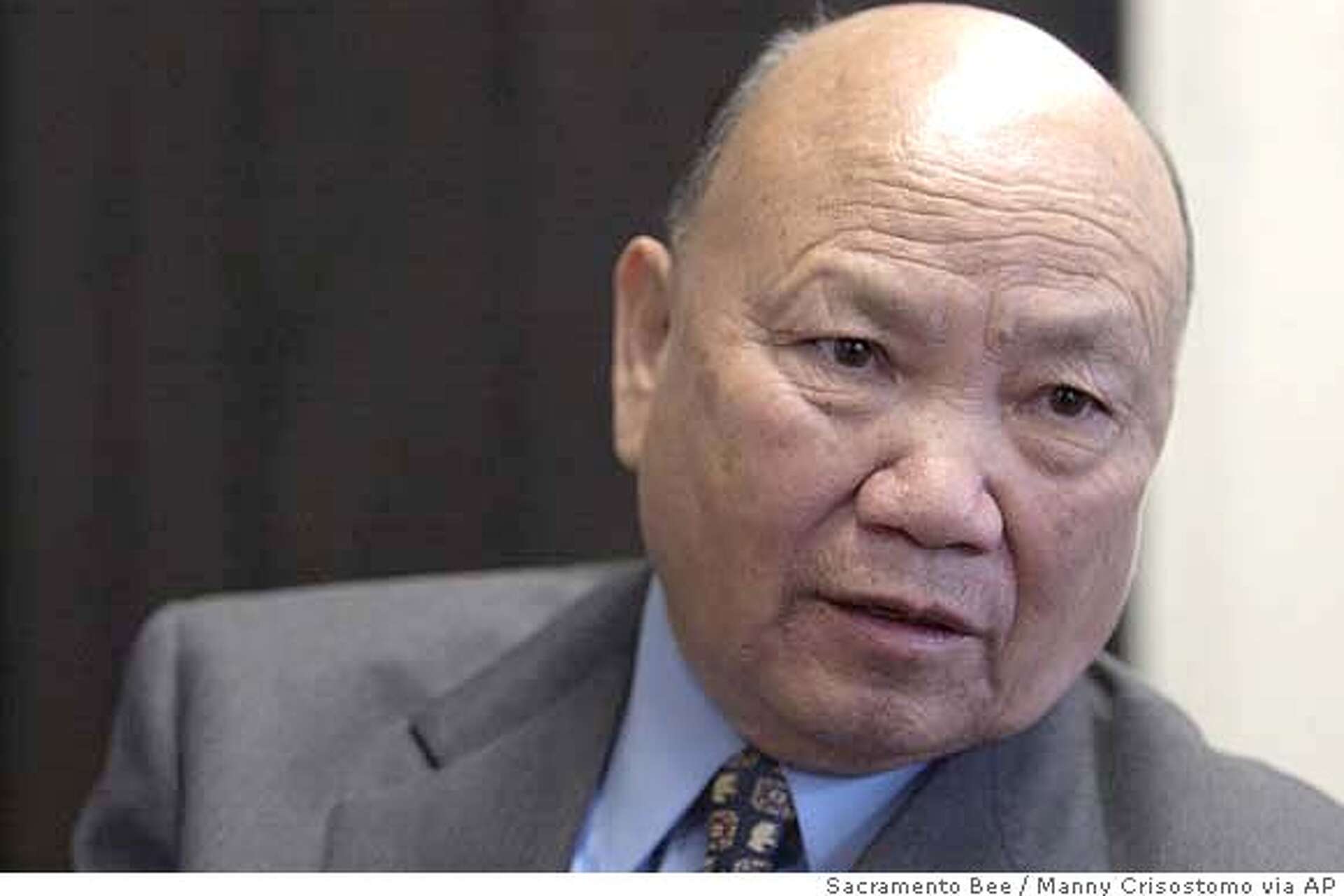How ex-guerrilla general became leader of Hmong in California / Vang ...