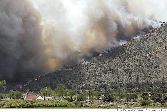 Mono County fire forces evacuations