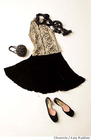 Dress code / Four outfits for the holiday season -- from casual to chic