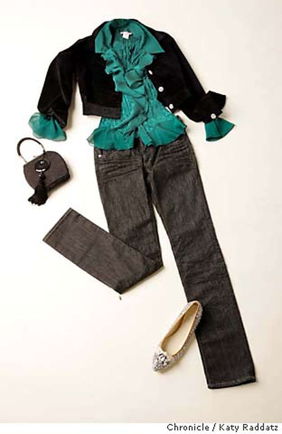 Dress code / Four outfits for the holiday season -- from casual to chic