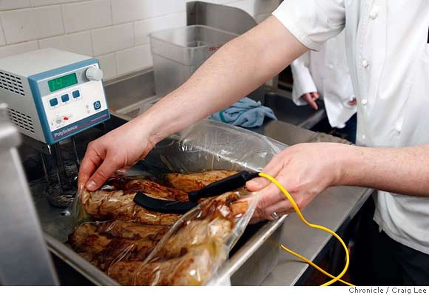 Cooking in a vacuum / A far cry from boil-in-a-bag, French sous vide ...