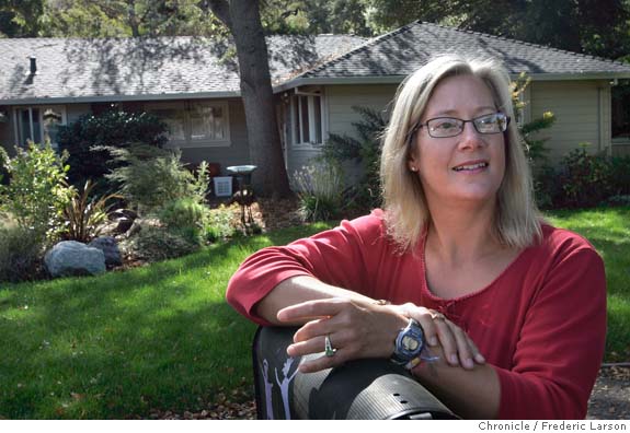 LAFAYETTE / Residents feel pain of multiple tragedies / But many prefer ...