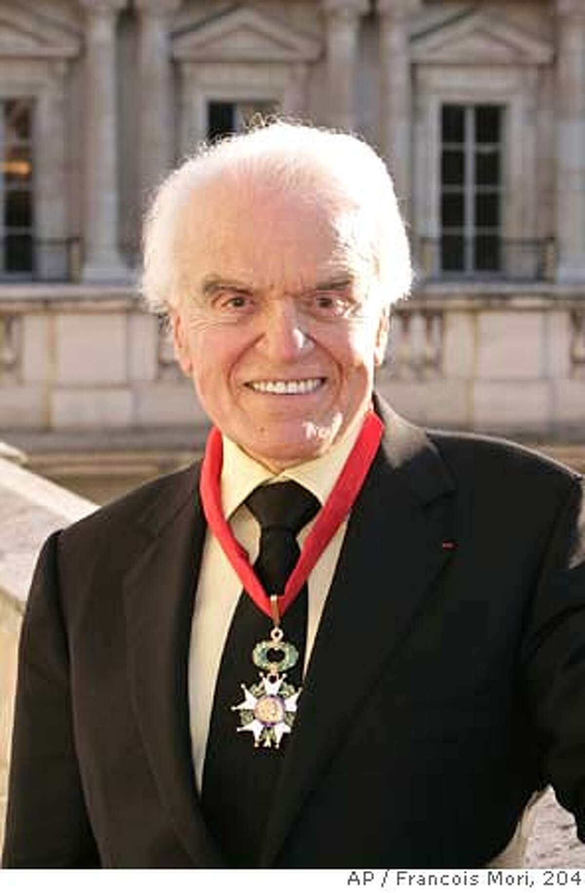 Jack Valenti -- Hollywood's leading man in Washington