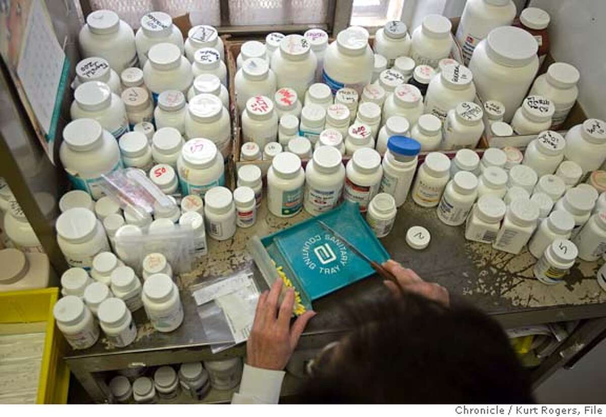 Grim reality of prison health care / Doctors, nurses and inmates suffer ...