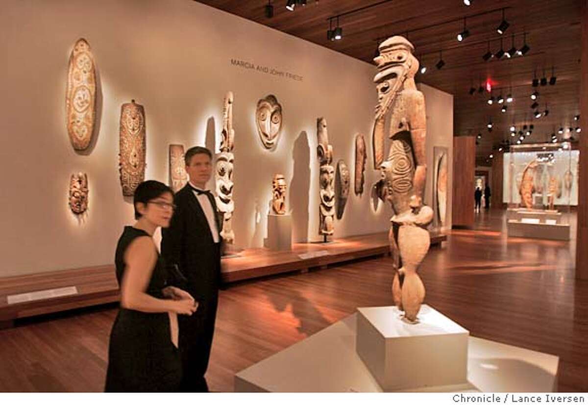 De Young's rebirth / It had to overcome design challenges, lawsuits and ...