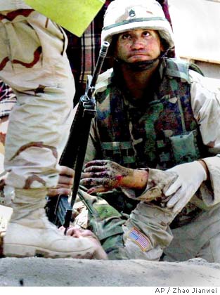 General in Iraq says U.S faces a guerrilla war / Attack kills solder ...