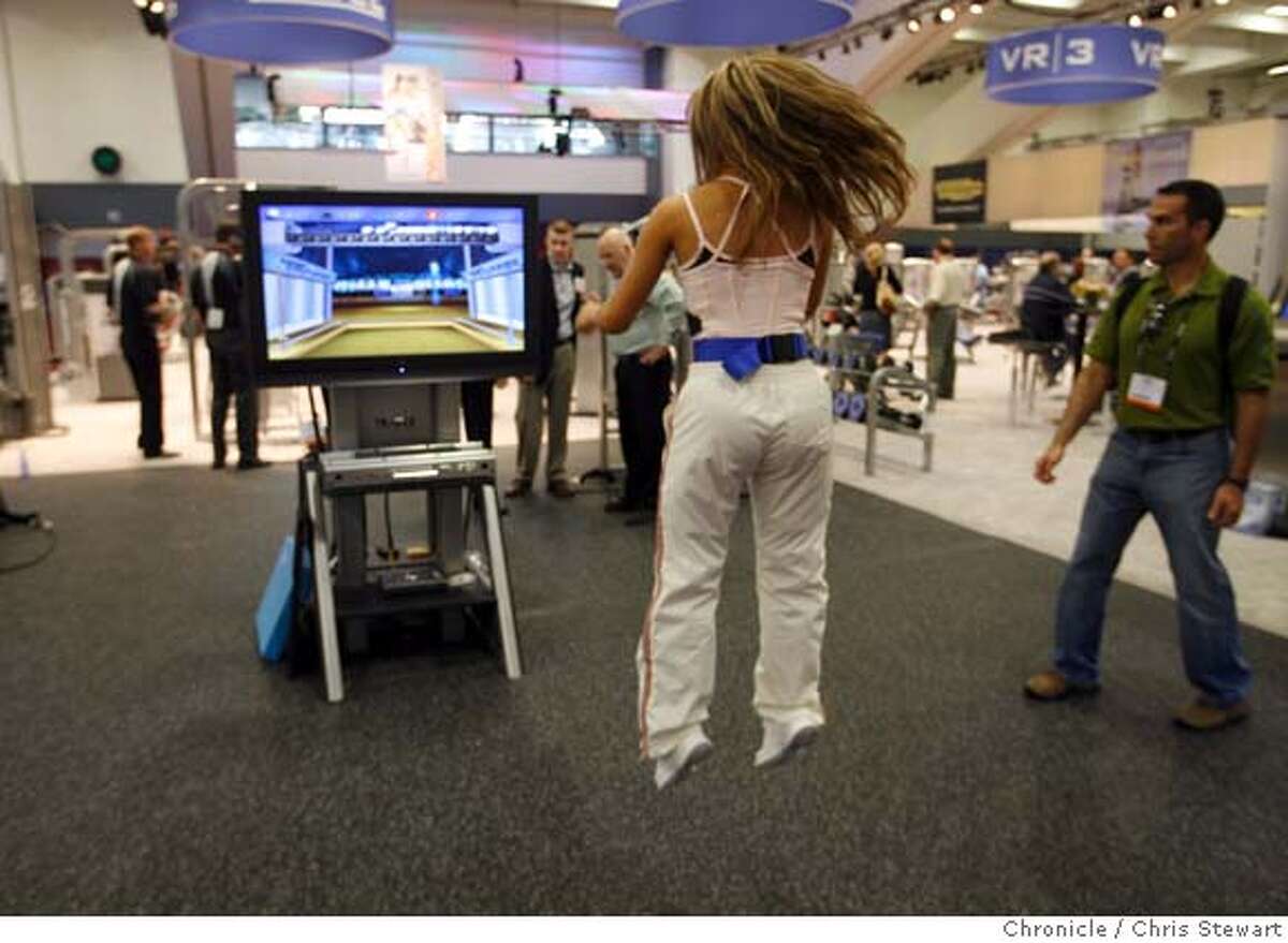 Silicon sweat / High-tech, full-body machines merge multimedia and exercise