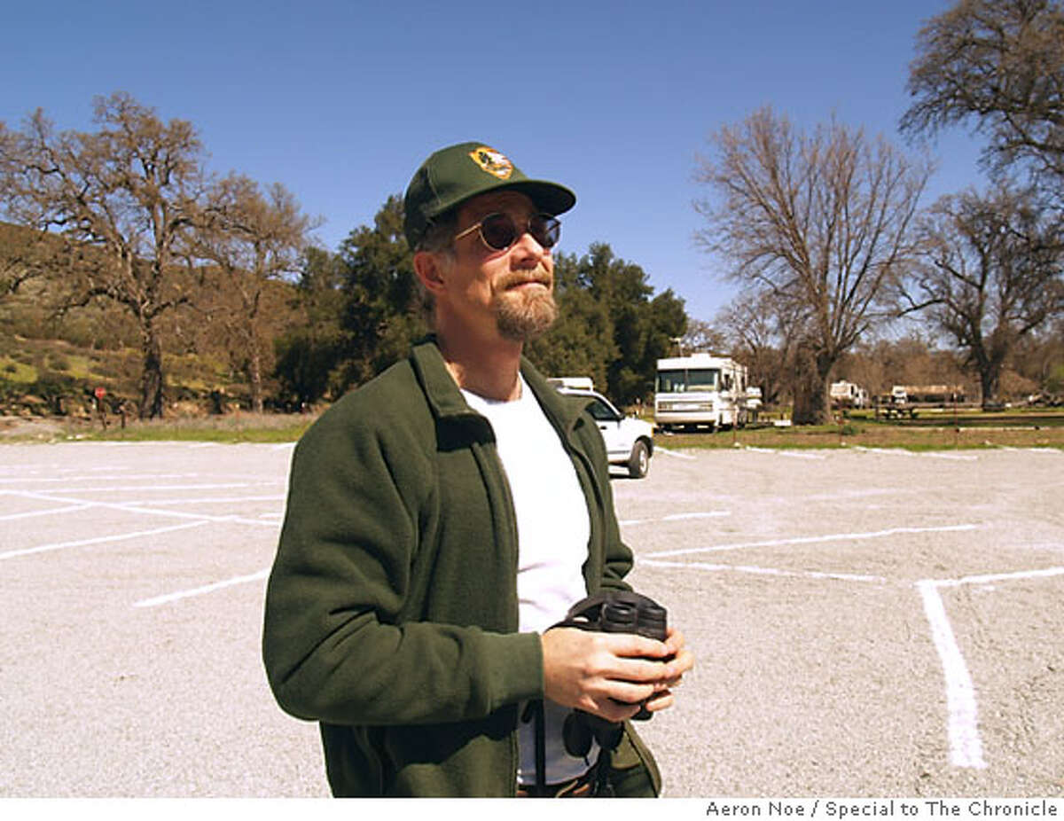 Young condors reach Pinnacle of national recovery program / Visitors ...