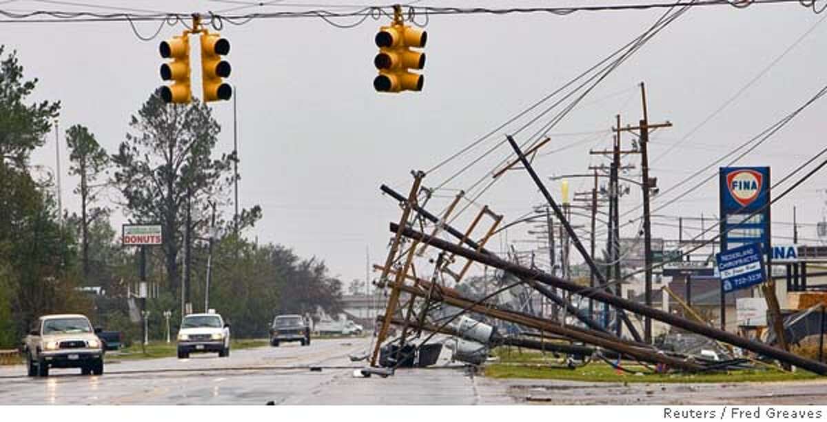 RITA FLOODWATERS RISE, BUT EVACUATION WORKED: One related death; fuel ...