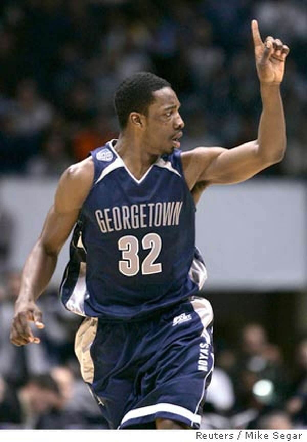 THE 1-2 PUNCH / GEORGETOWN: 2nd-seeded Hoyas overtake Tar Heels