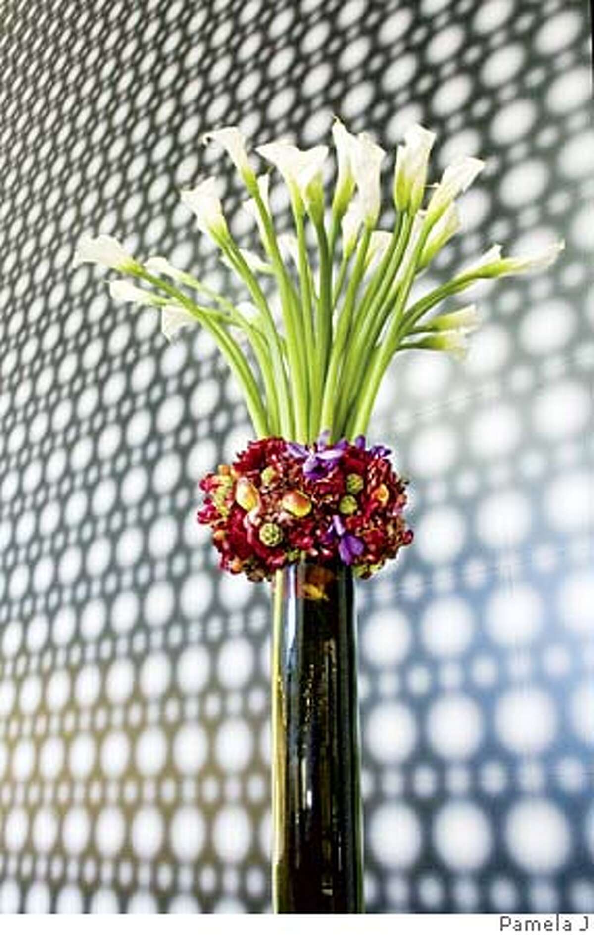 BOUQUETS TO ART / Designers have fun with museum pieces for floral ...