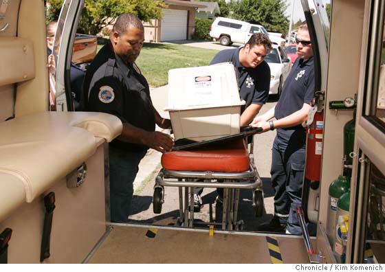 HURRICANE KATRINA / Bars, bands and piggy banks all pitch in / Bay Area ...