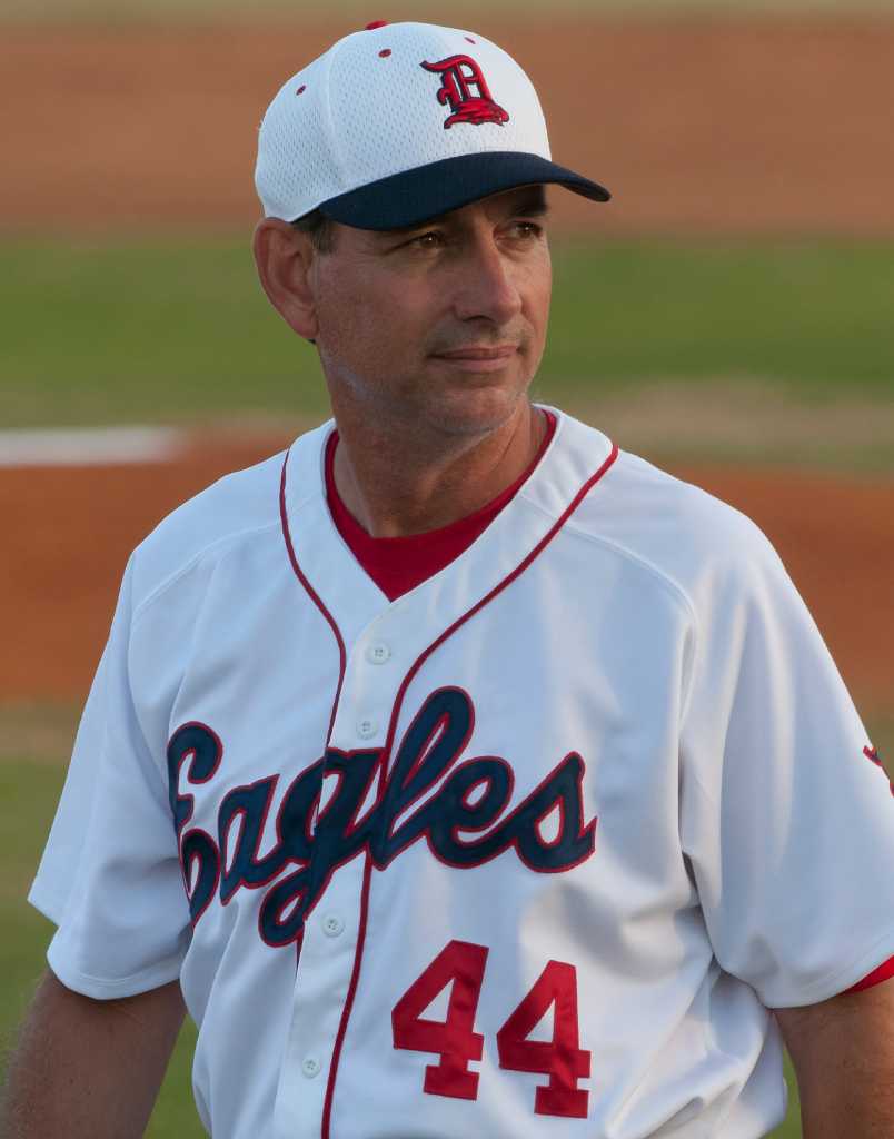 Baseball: Dawson fighting for playoff berth