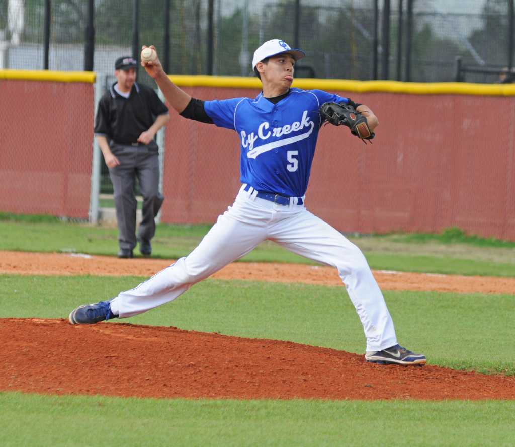 Baseball: Cougars face battle in 17-5A