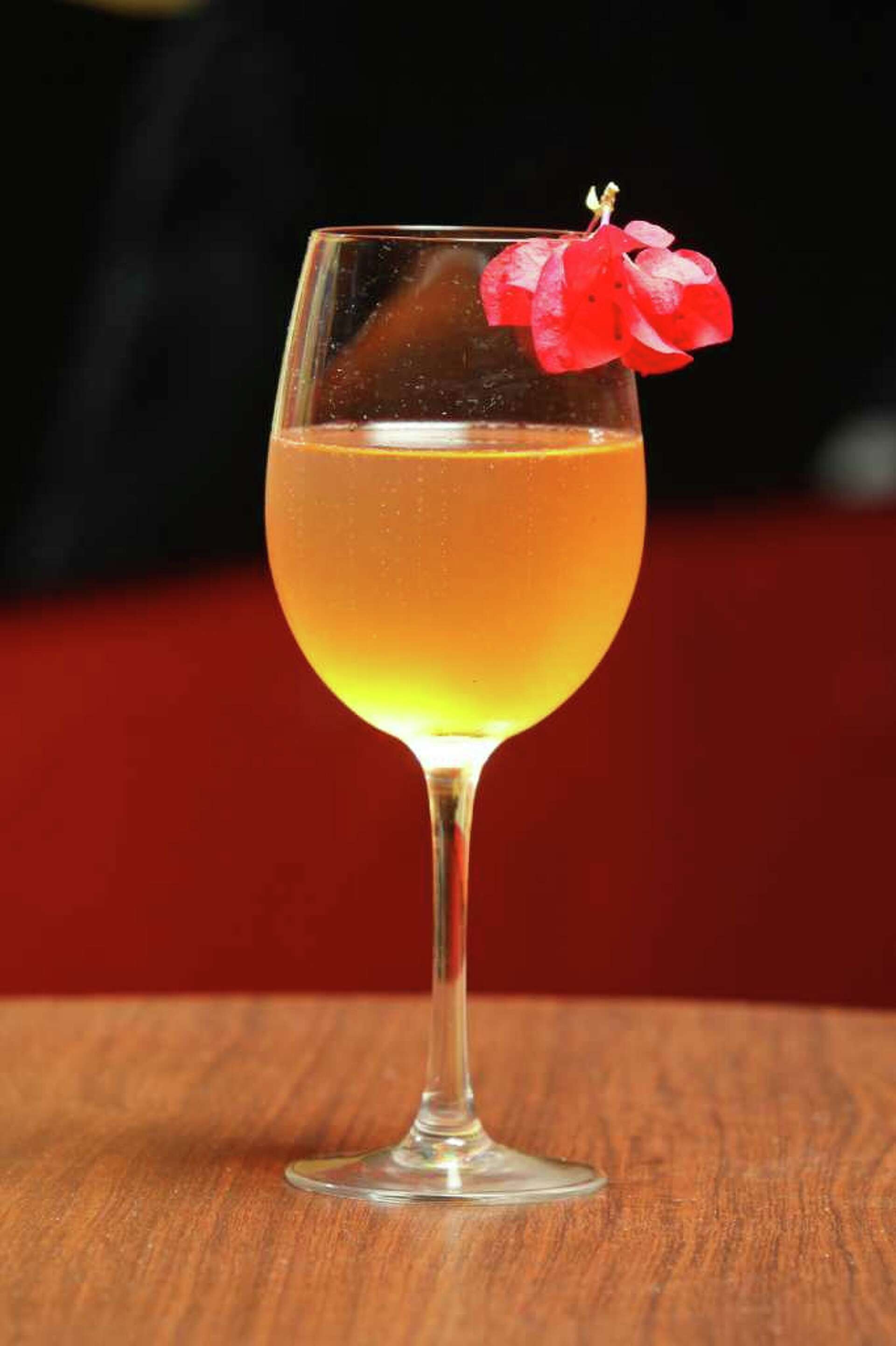 Mad Drinks: Show revives craft cocktail