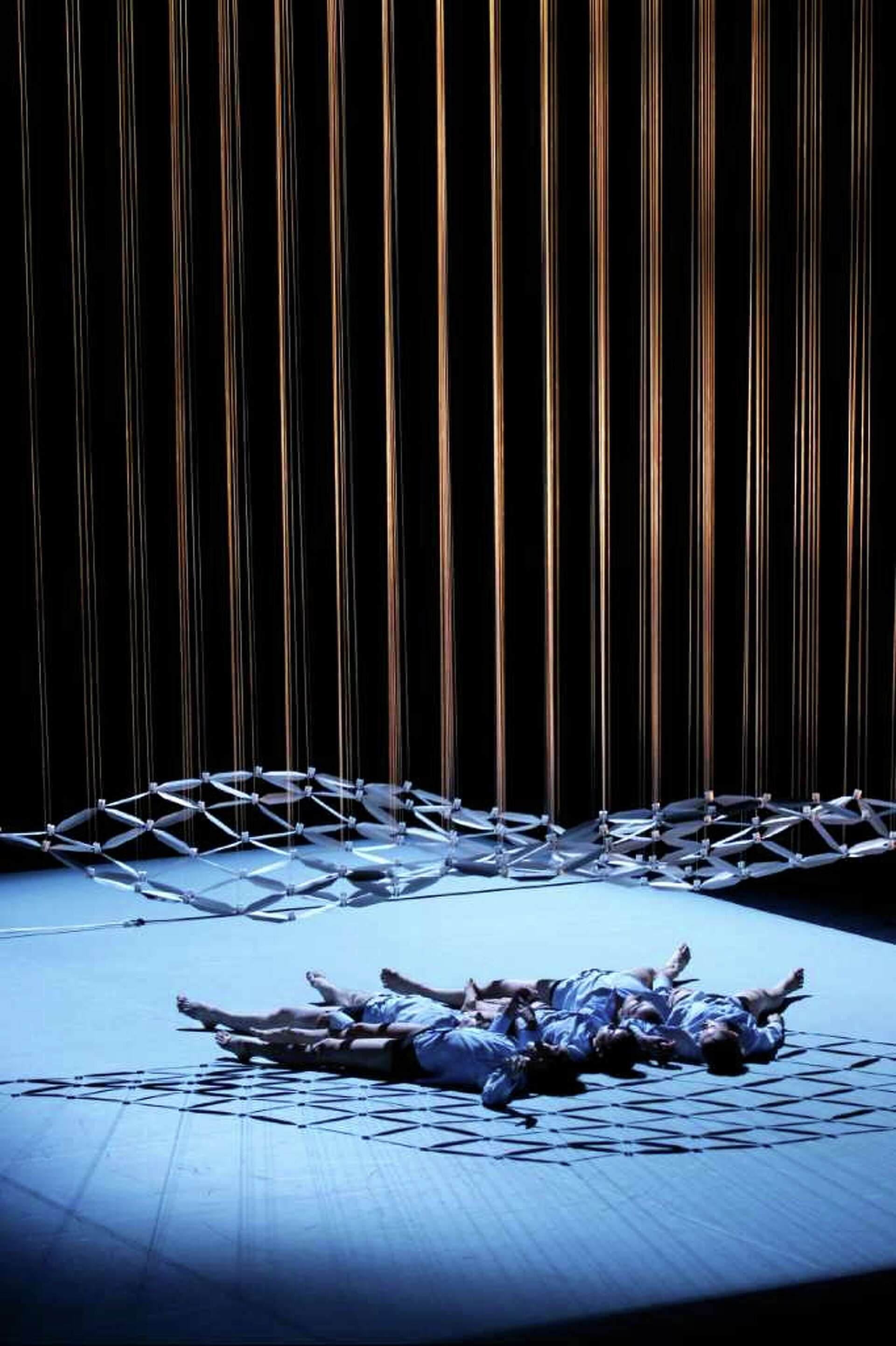 Chunky Move brings experimental dance to Mass MoCA