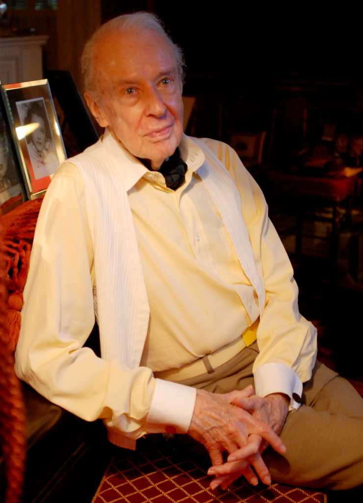 'On the Town' actor/photographer Cris Alexander dies