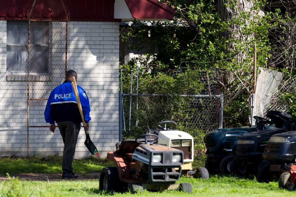 Police: Waller man accused of slaying family had plans for Columbine ...