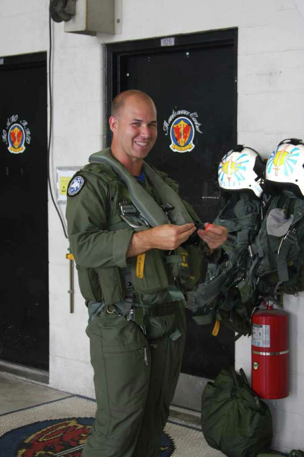 Ceremony to honor pilot