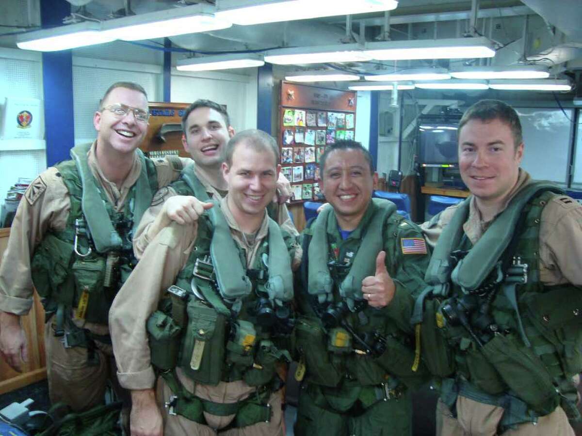 Ceremony to honor pilot