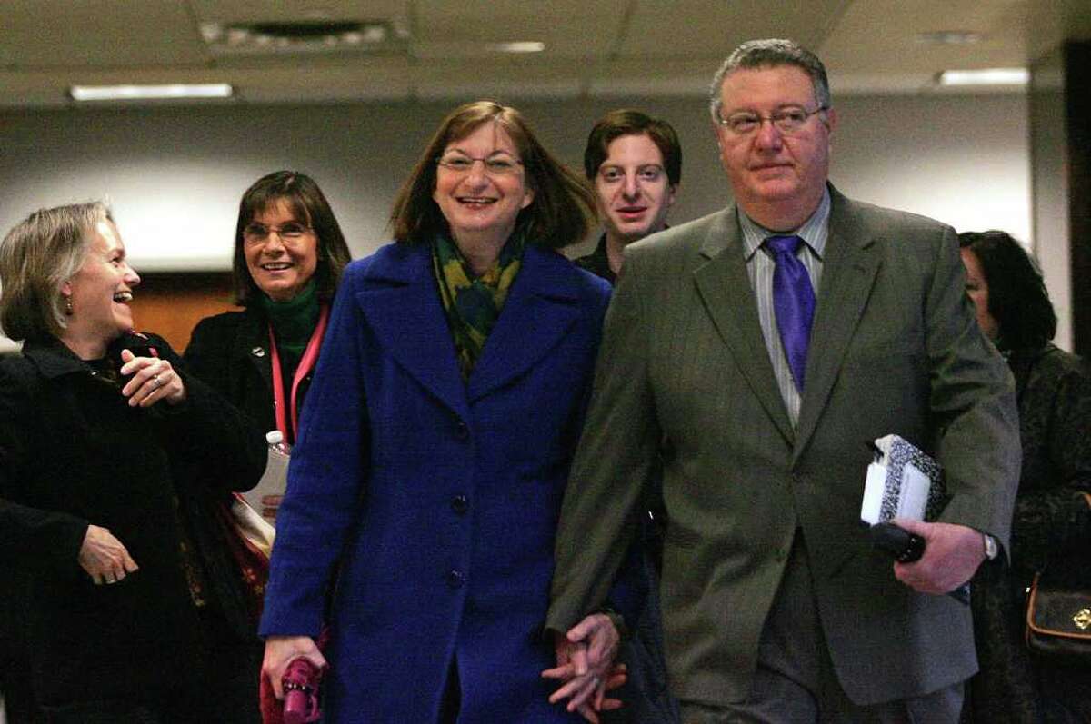 New trial ordered in Rutgers suicide case