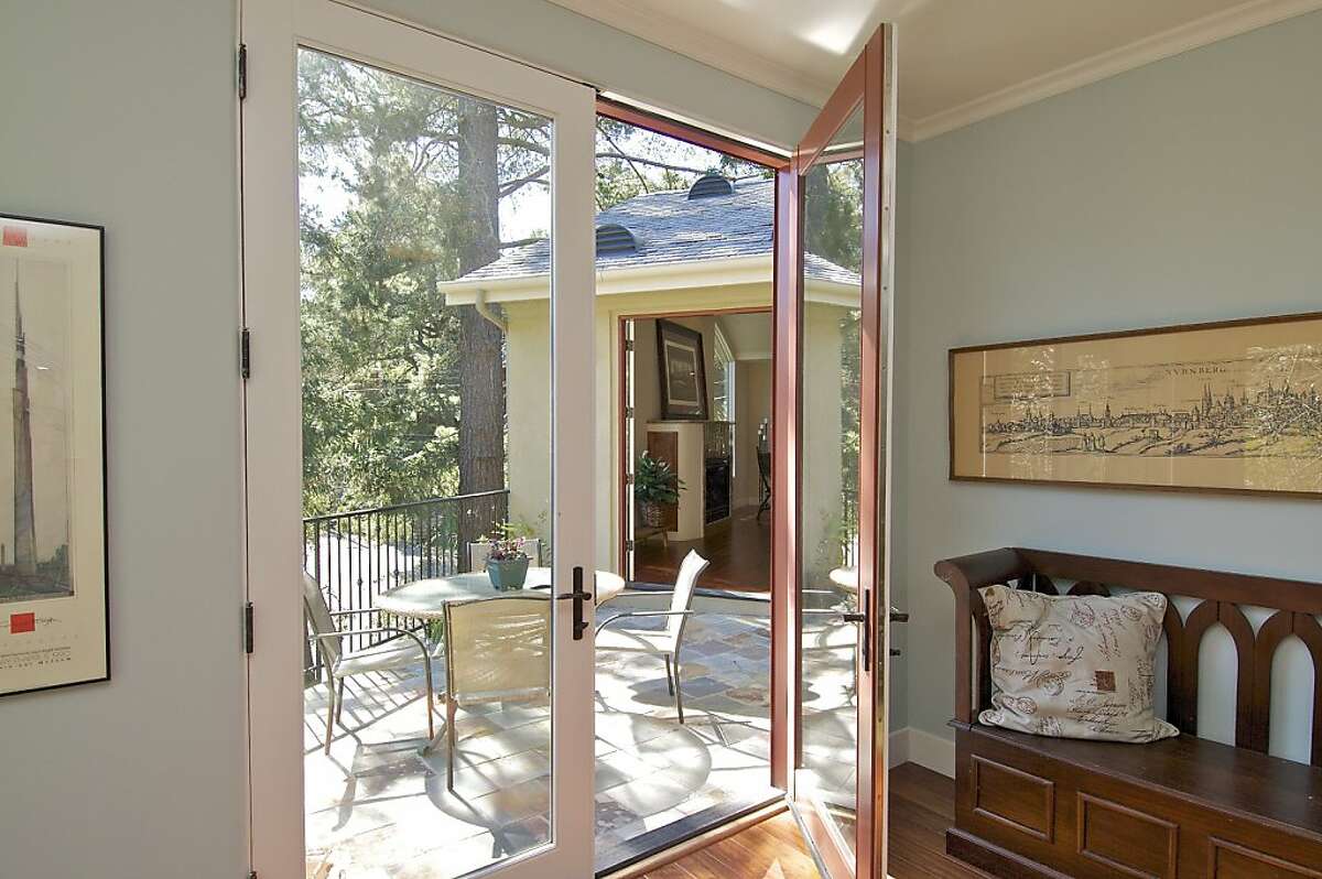 Elegant touches of Montclair Contemporary will awe and inspire ...