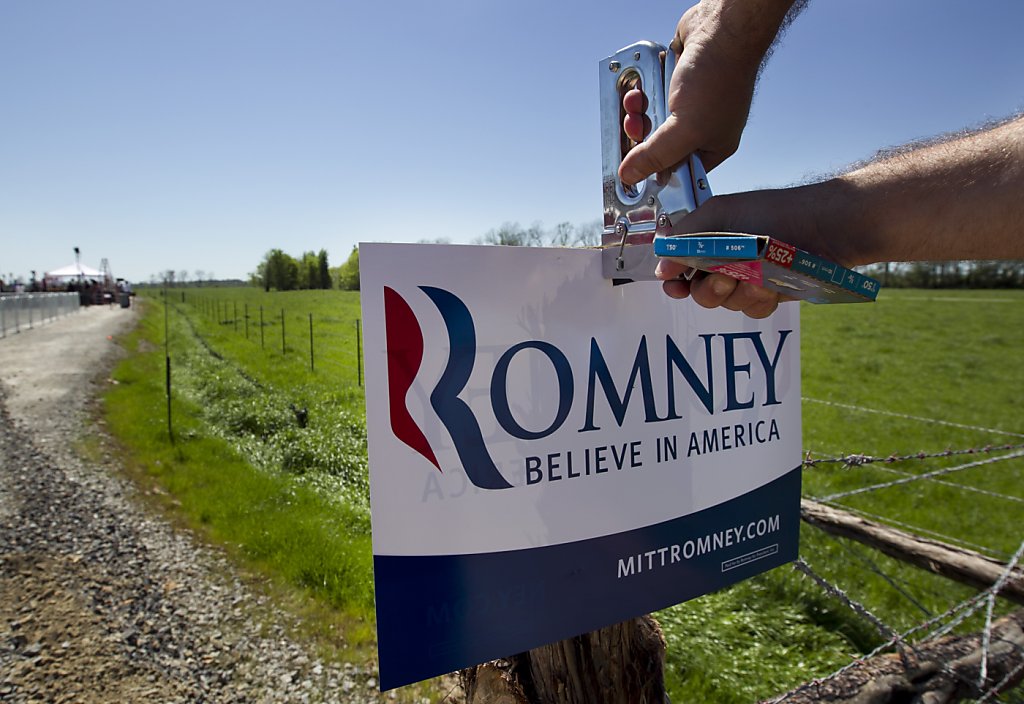 Mitt Romney coming to California to raise money