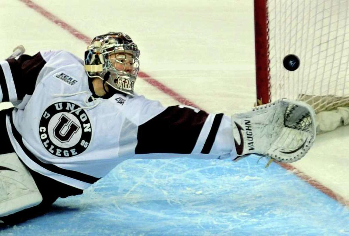 Union headed to Frozen Four