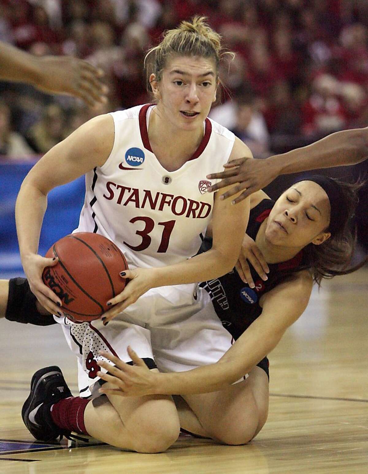 Globetrotter La’Keisha Sutton coming to Middletown to ‘Ball Like A Girl’